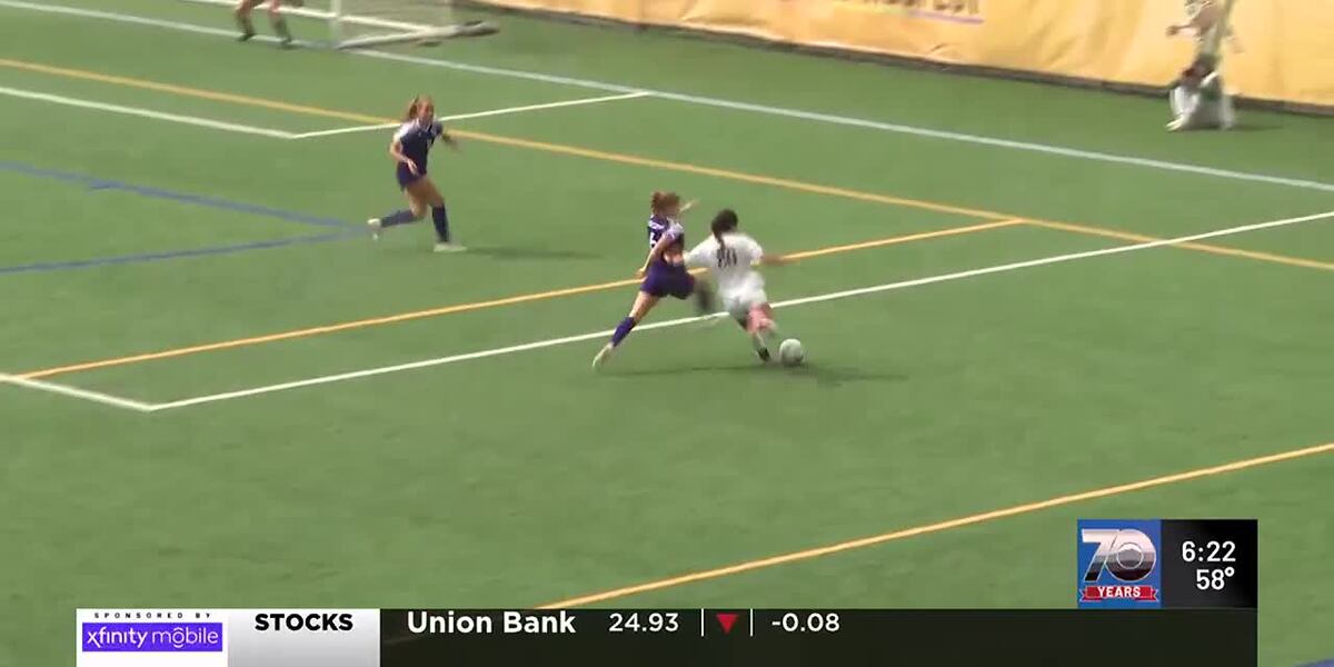 UVM women’s soccer downs Holy Cross UVM women’s soccer downs Holy Cross